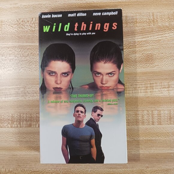 Columbia | Media | Wild Things 998 Vhs John Mcnaughton Kevin Bacon Matt ...